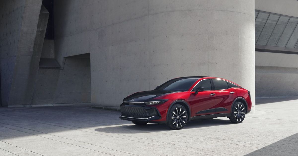 Yahoo Toyota Crown | BAJIBOT | 8th Wall