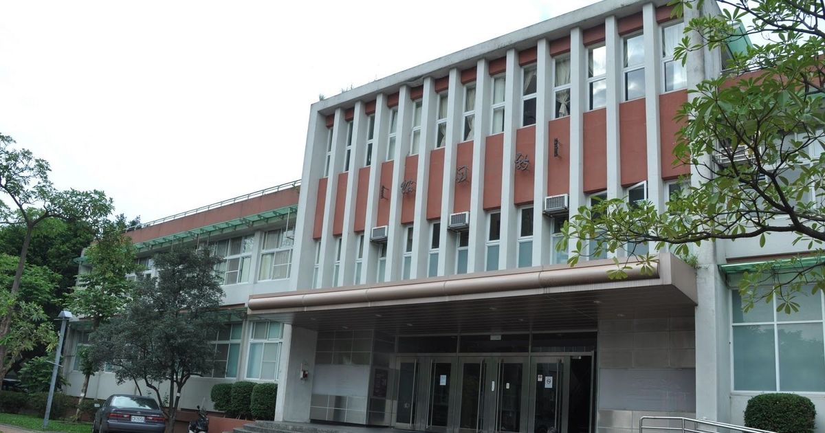 8th Wall | Kenny Chow