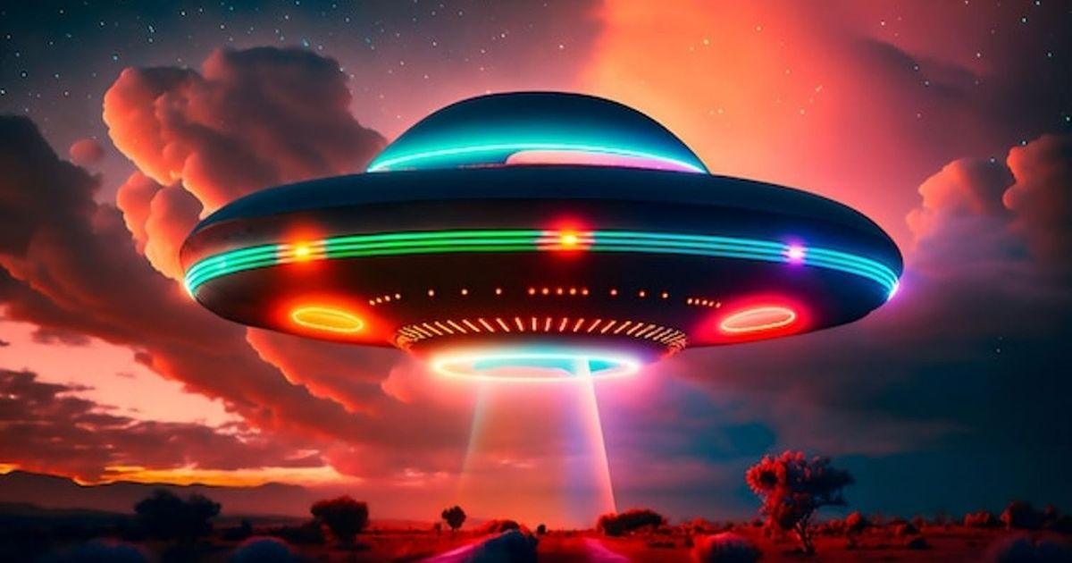 Sky Effect UFO | TraVR HK | 8th Wall