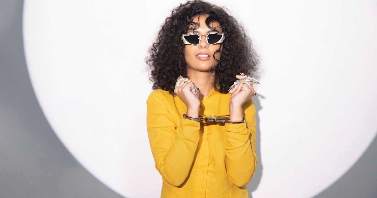 Flacco small medium- silver | rollthejewels pvt ltd | 8th Wall