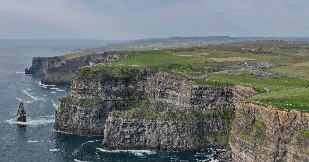 Cliffs of Moher | Andrew Thomason | 8th Wall