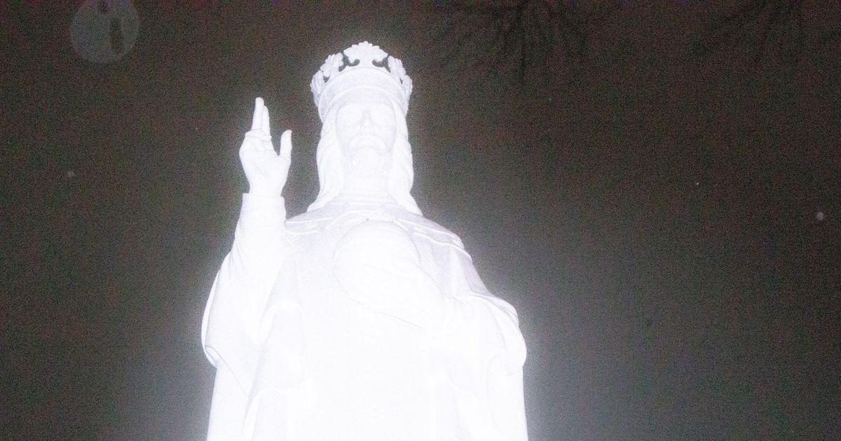 8th Wall | Asher Long