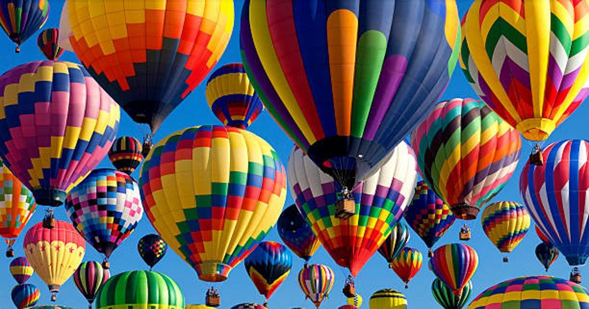 Sky Effect Balloon | TraVR HK | 8th Wall